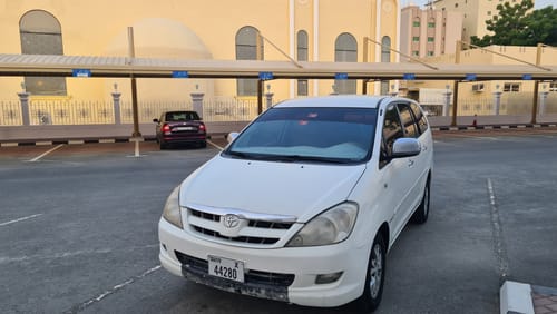 Toyota Innova Price in UAE, Images, Specs & Features