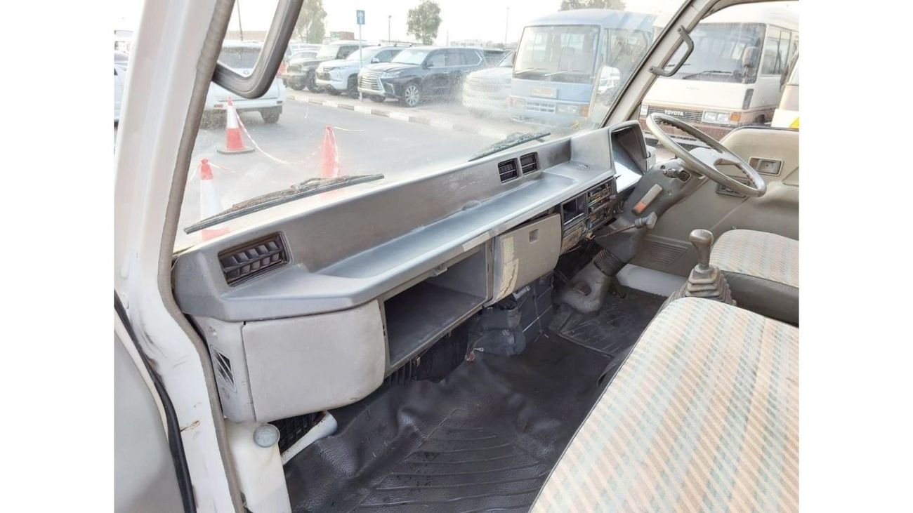 Used Mitsubishi Fuso Canter MITSUBISHI CANTER LONG ALUMINIUM BODY RIGHT ...