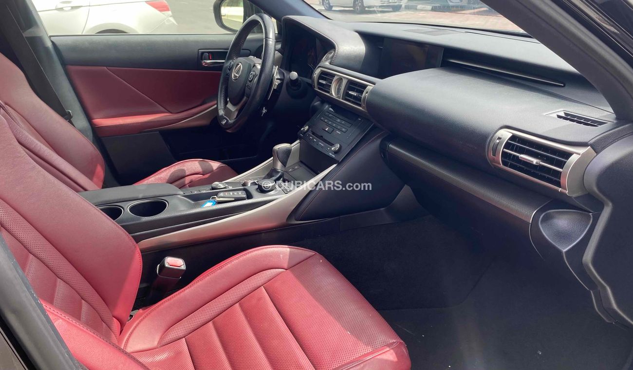 Used Lexus IS250 F SPORT 2015 for sale in Sharjah - 605910