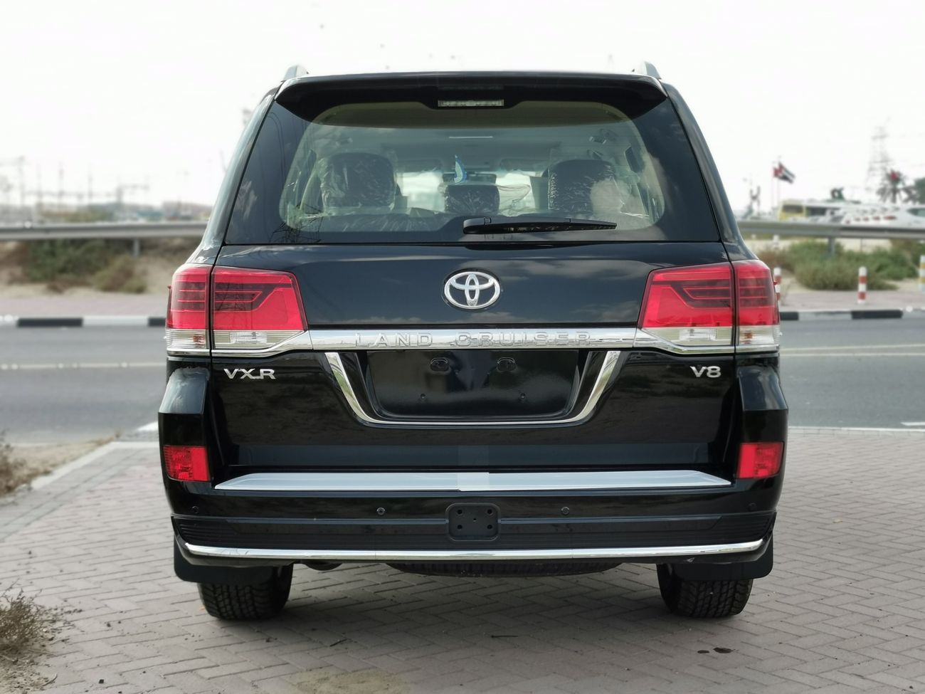 New Toyota Land Cruiser VXR 4.5L Diesel, Sunroof, Leather/2-Power Seats ...