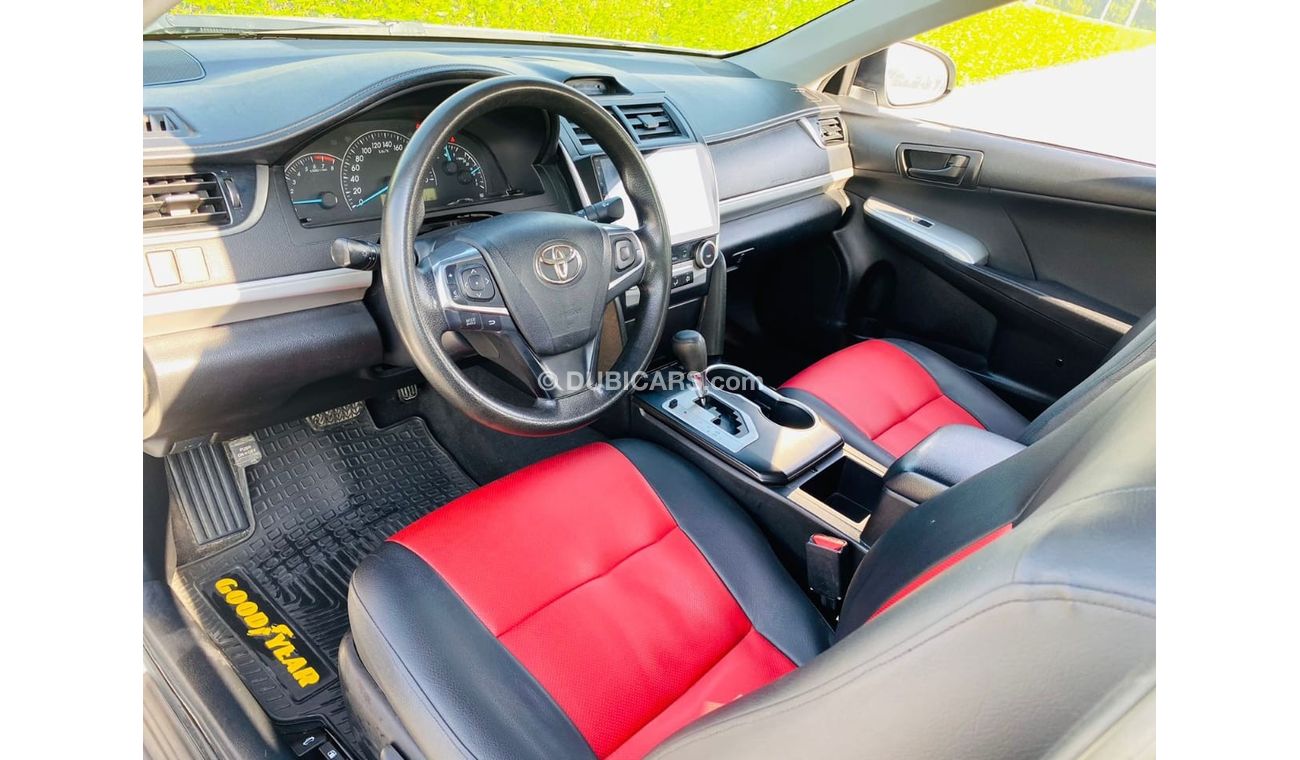 Used Toyota Camry S Good condition car GCC 2017 for sale in Dubai - 693441