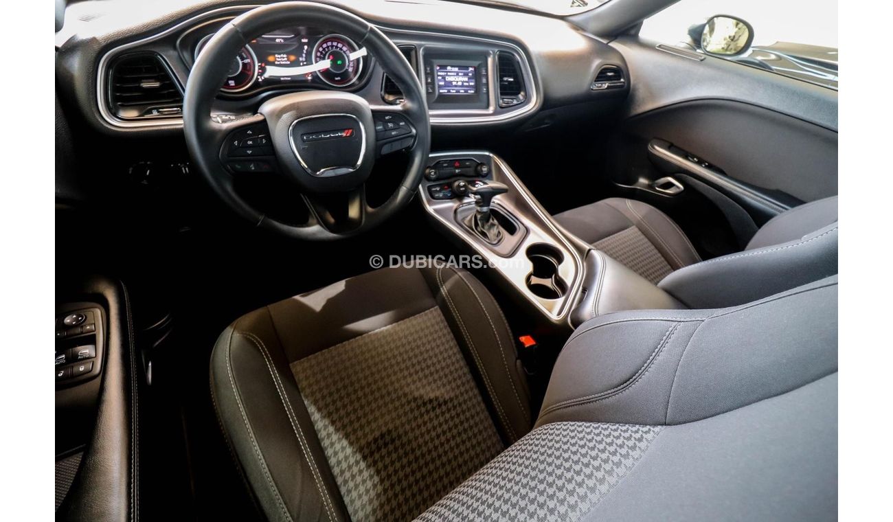 Used Dodge Challenger LA 2015 for sale in Dubai - 619695