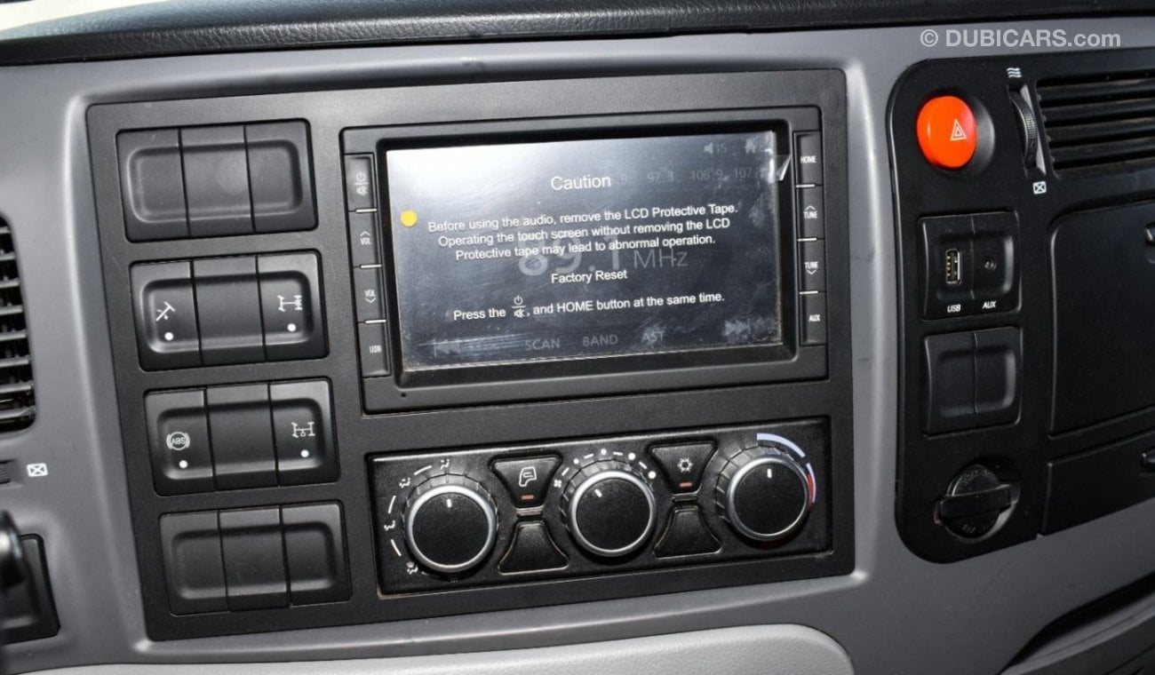 New TATA PRIMA 4X2 Tractor Head 2023 for sale in Dubai - 723678