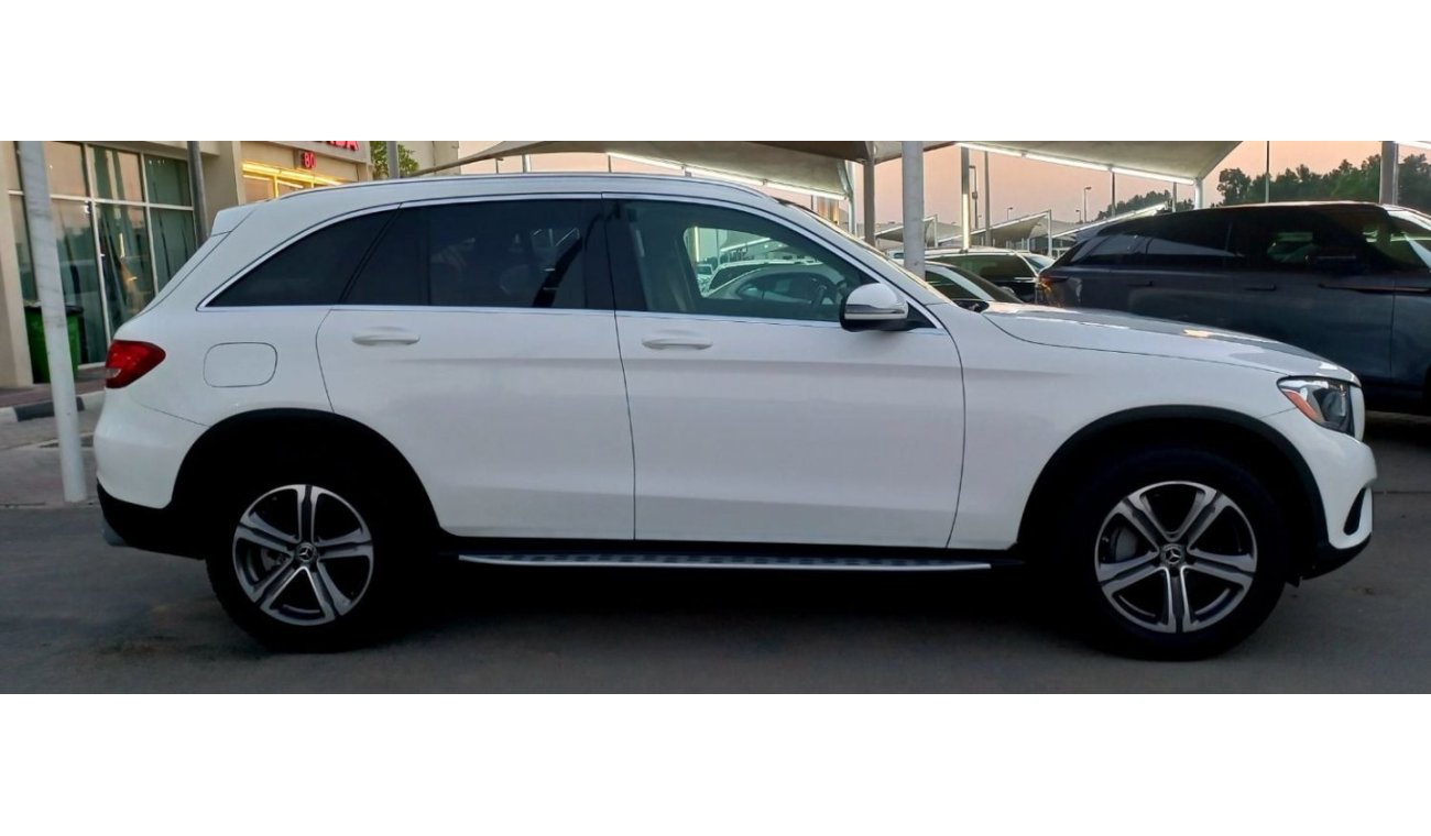 Used Mercedes-Benz GLC 300 Std GLC 300 2018 2018 for sale in Dubai - 562499