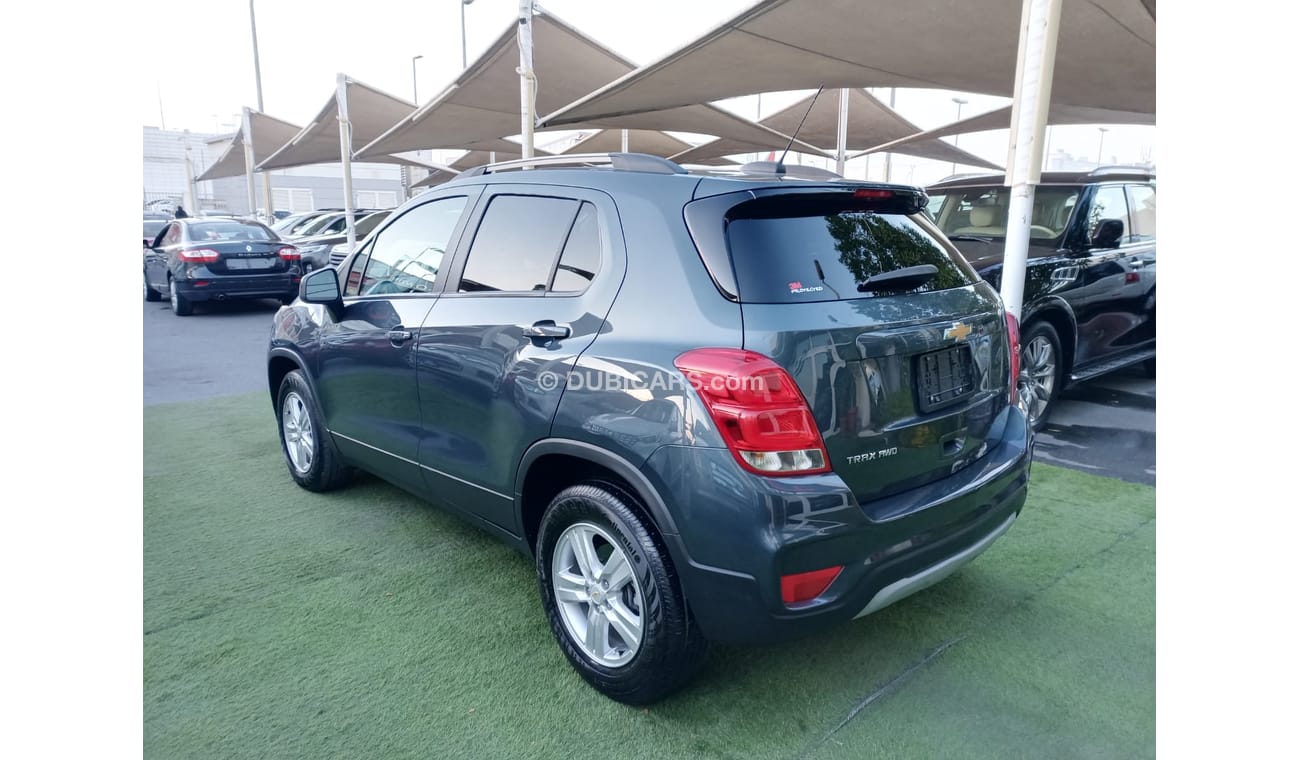 Used Chevrolet Trax 1400 CC 2021 model, gray color, cruise control ...
