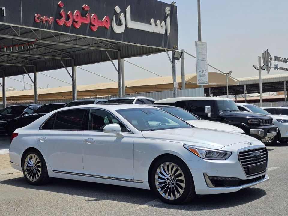 Used Genesis G90 Royal 5.0L (410 HP) 2019 for sale in Dubai - 865476