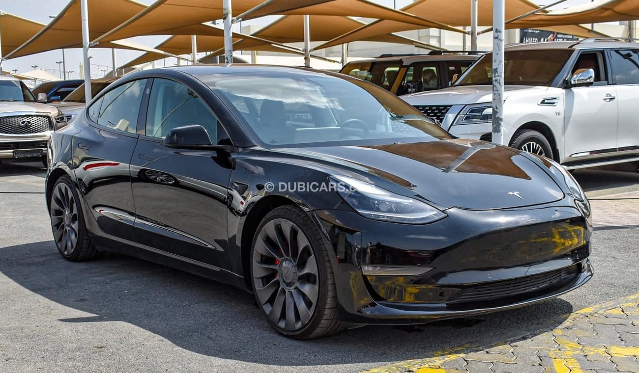 Used Tesla Model 3 2021 for sale in Sharjah - 784505