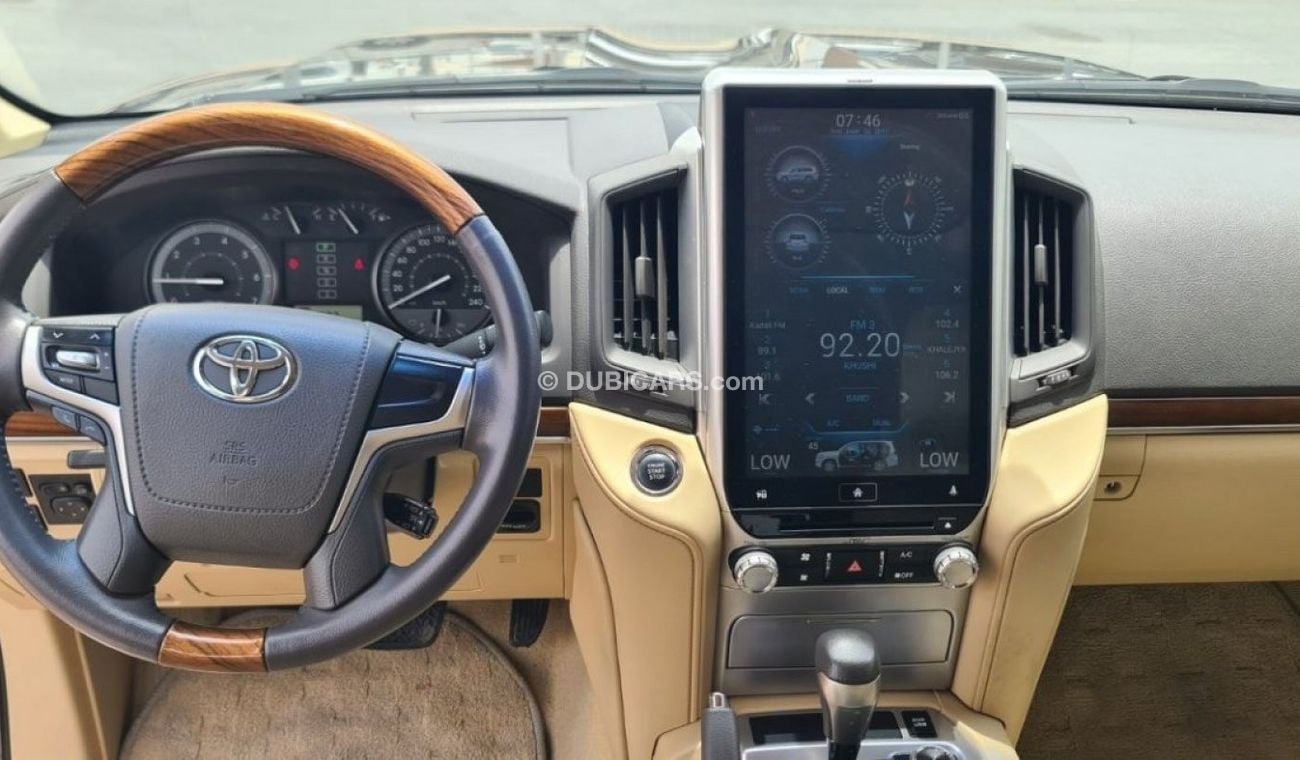 Used Toyota Land Cruiser GXR 2016 for sale in Dubai - 642204