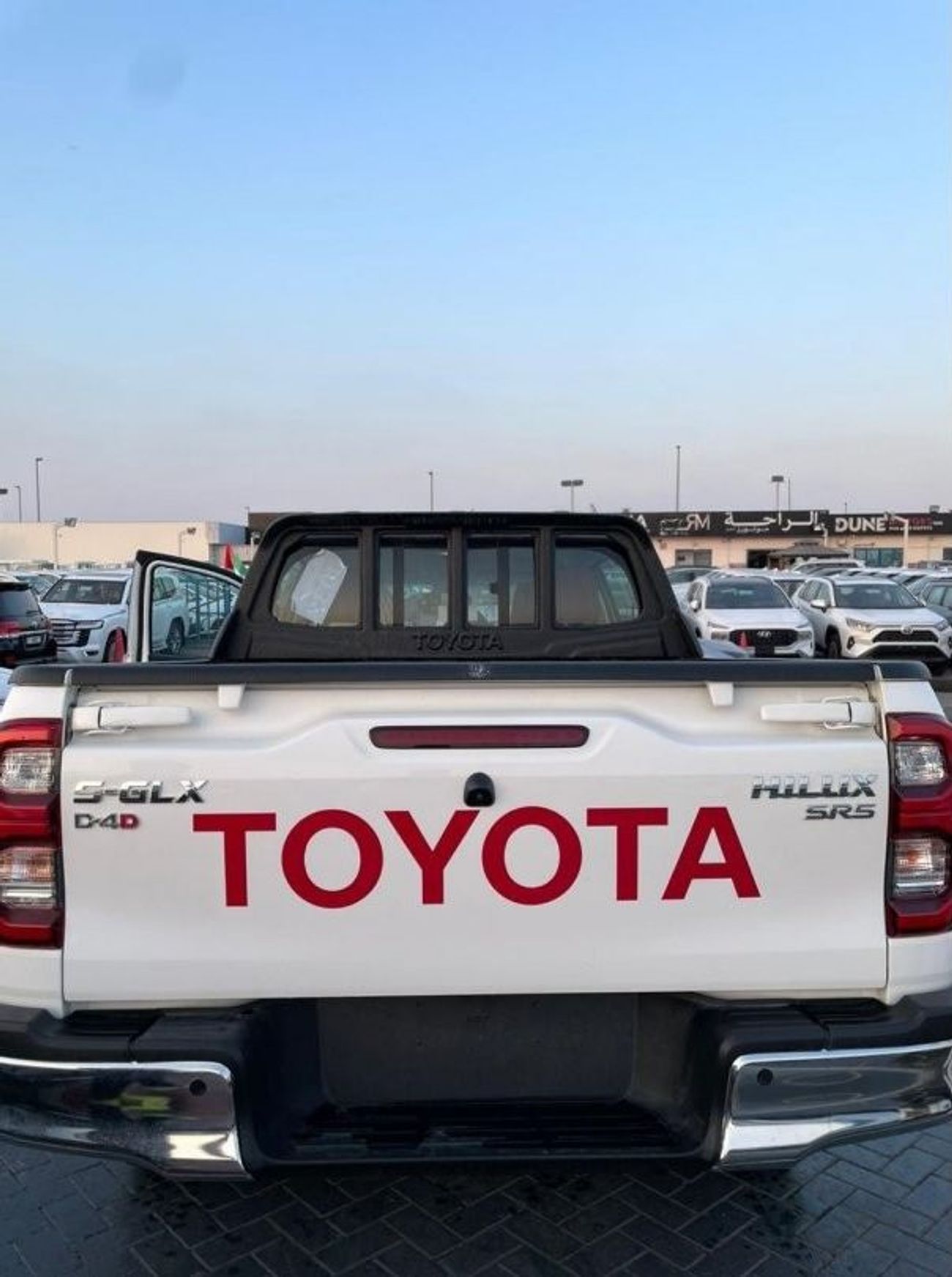 New Toyota Hilux TOYOYA HILUX 2022 SR5 4D 2022 for sale in Dubai - 567242