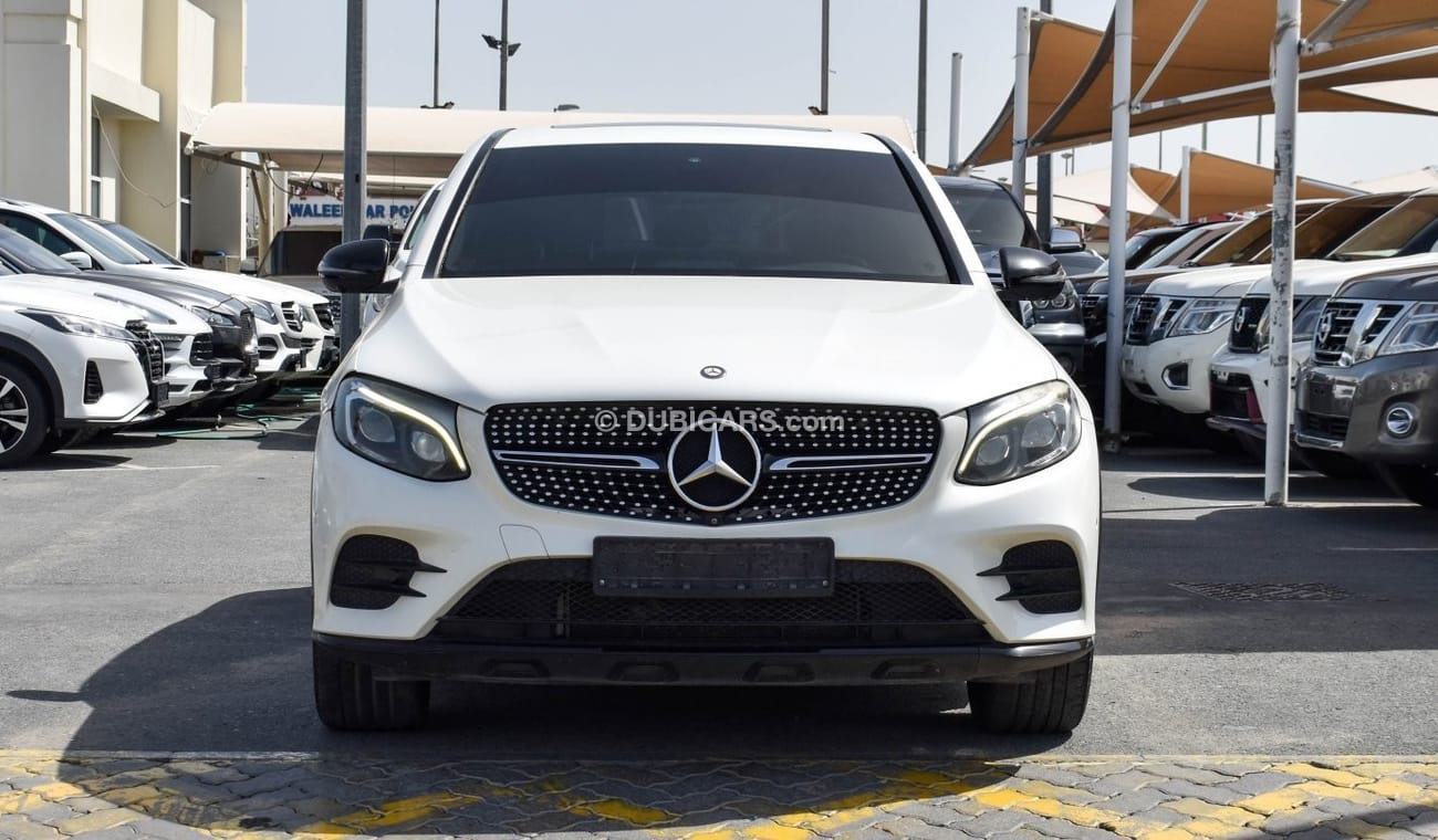 Used Mercedes-Benz GLC 250 4 MATIC 2017 for sale in Sharjah - 738368