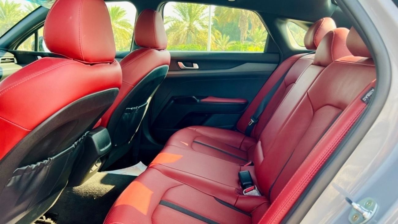 Used Kia K5 GT-Line 1.6 Turbo V4 2021 for sale in Sharjah - 694853