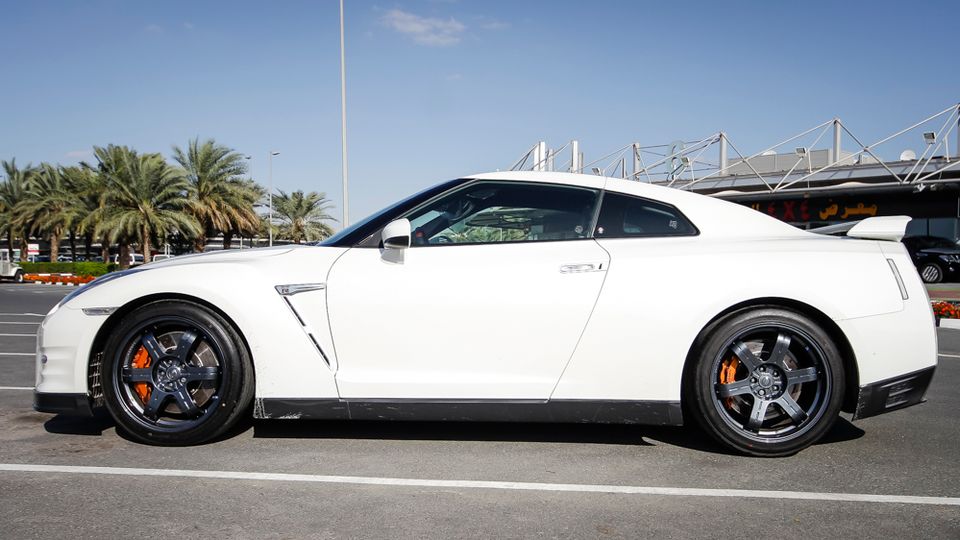 Used Nissan GT-R 2016 for sale in Dubai - 43265