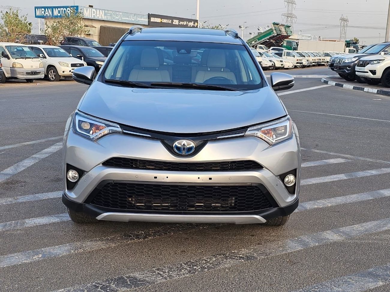 Used Toyota RAV4 Platinum 2017 RAV4 Limited Hybrid 4x4 2017 for sale in ...