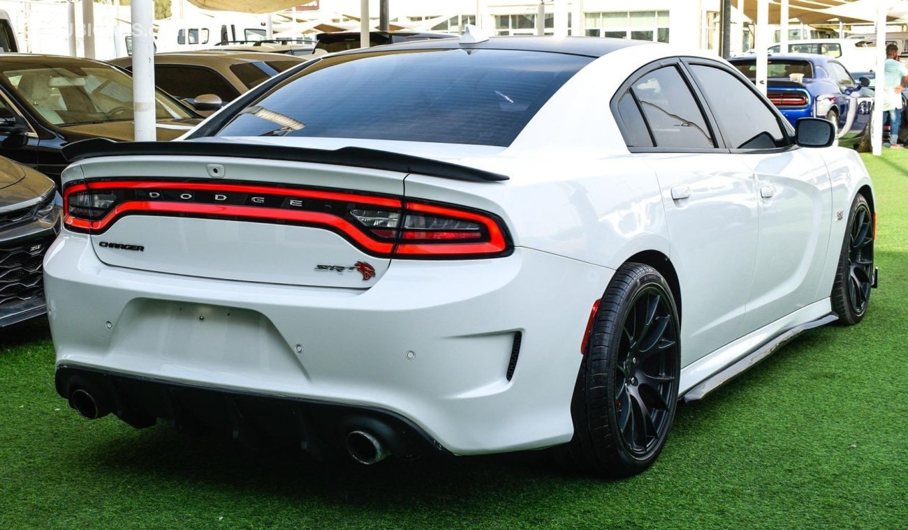 Used Dodge Charger SRT 392 HEMI 2016 for sale in Dubai - 340113