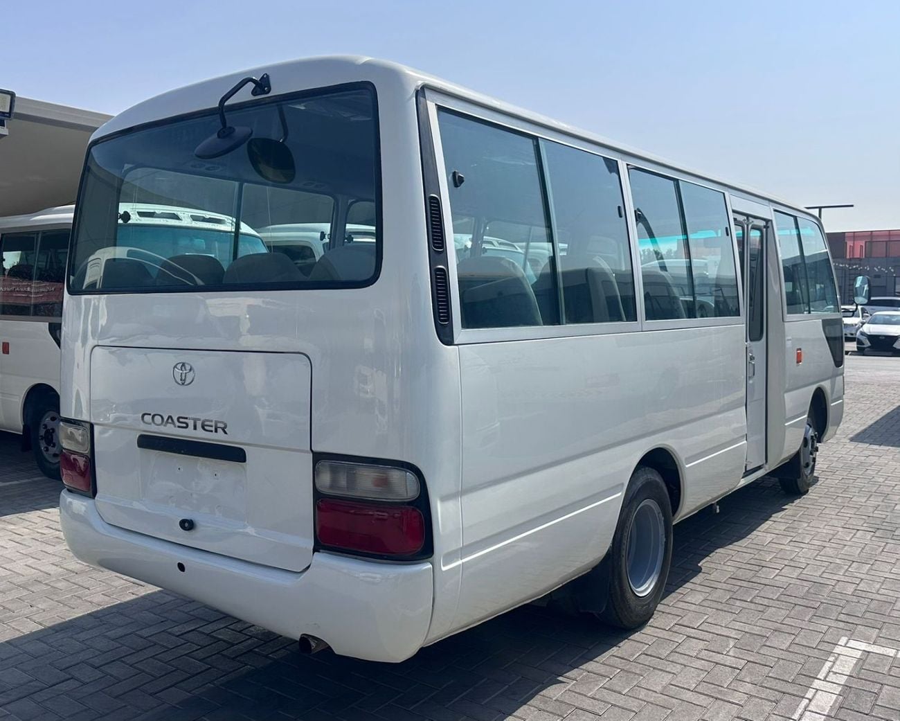 Used Toyota Coaster 2014 for sale in Dubai - 908096