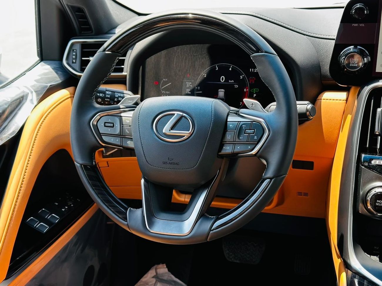 New Lexus LX600 PRESTIGE 2023 for sale in Dubai - 618435