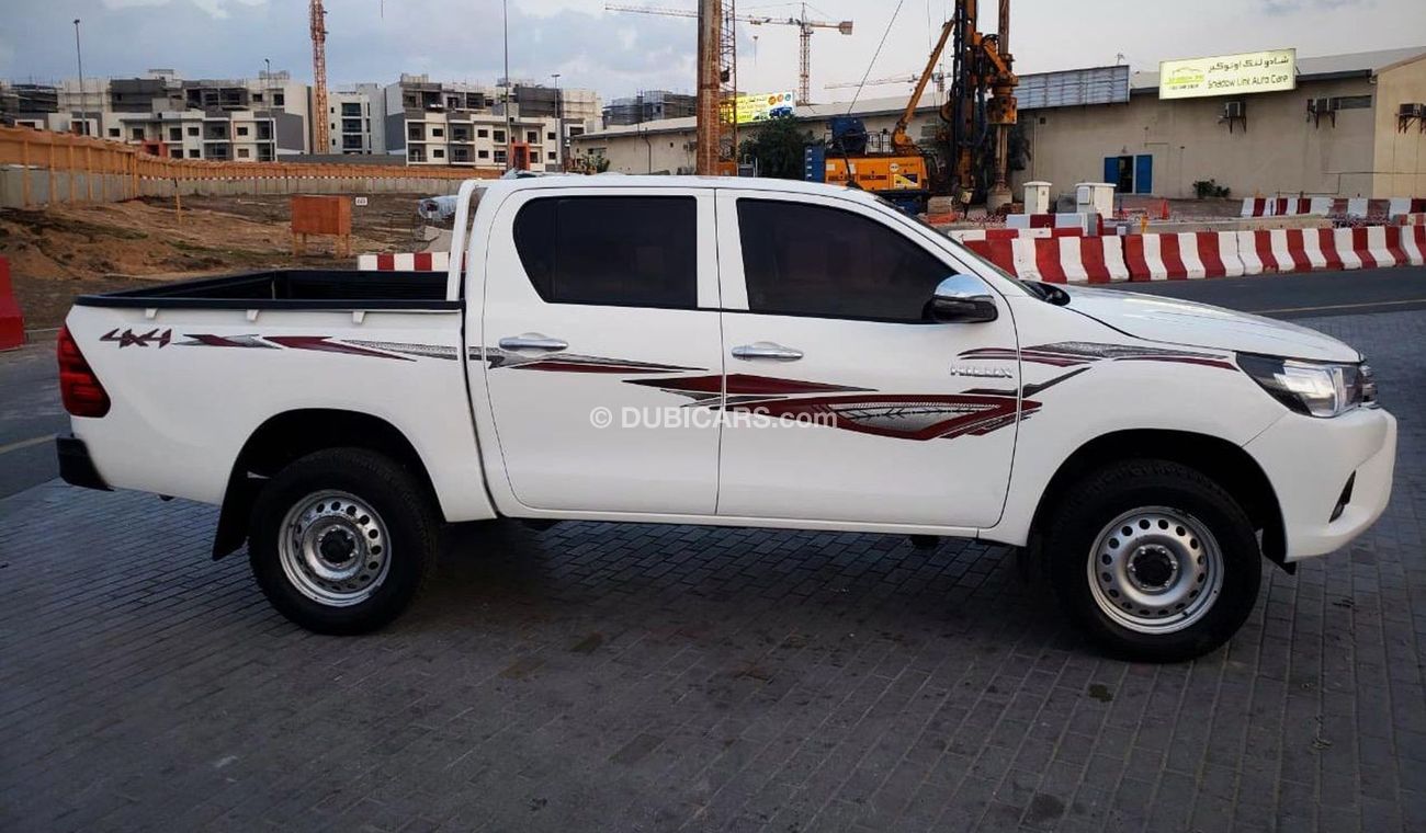 Used Toyota Hilux Diesel clean car 2019 for sale in Dubai - 320781