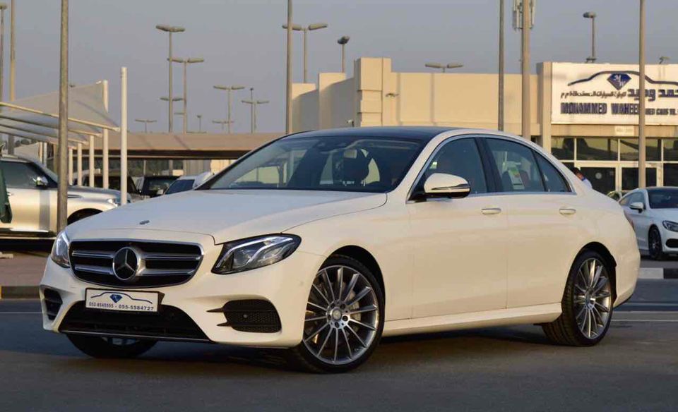 New Mercedes-Benz E300 2017 for sale in Dubai - 111271