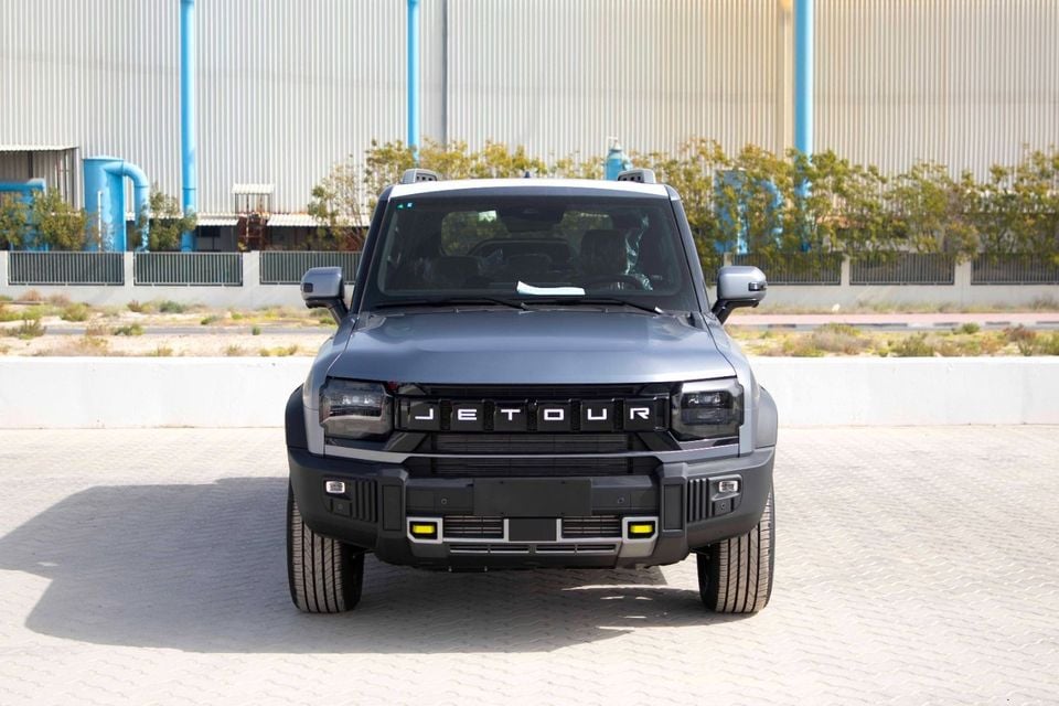 New 2024 Jetour T2 2.0 Luxury - Silver inside Desert Brown 2024 for ...