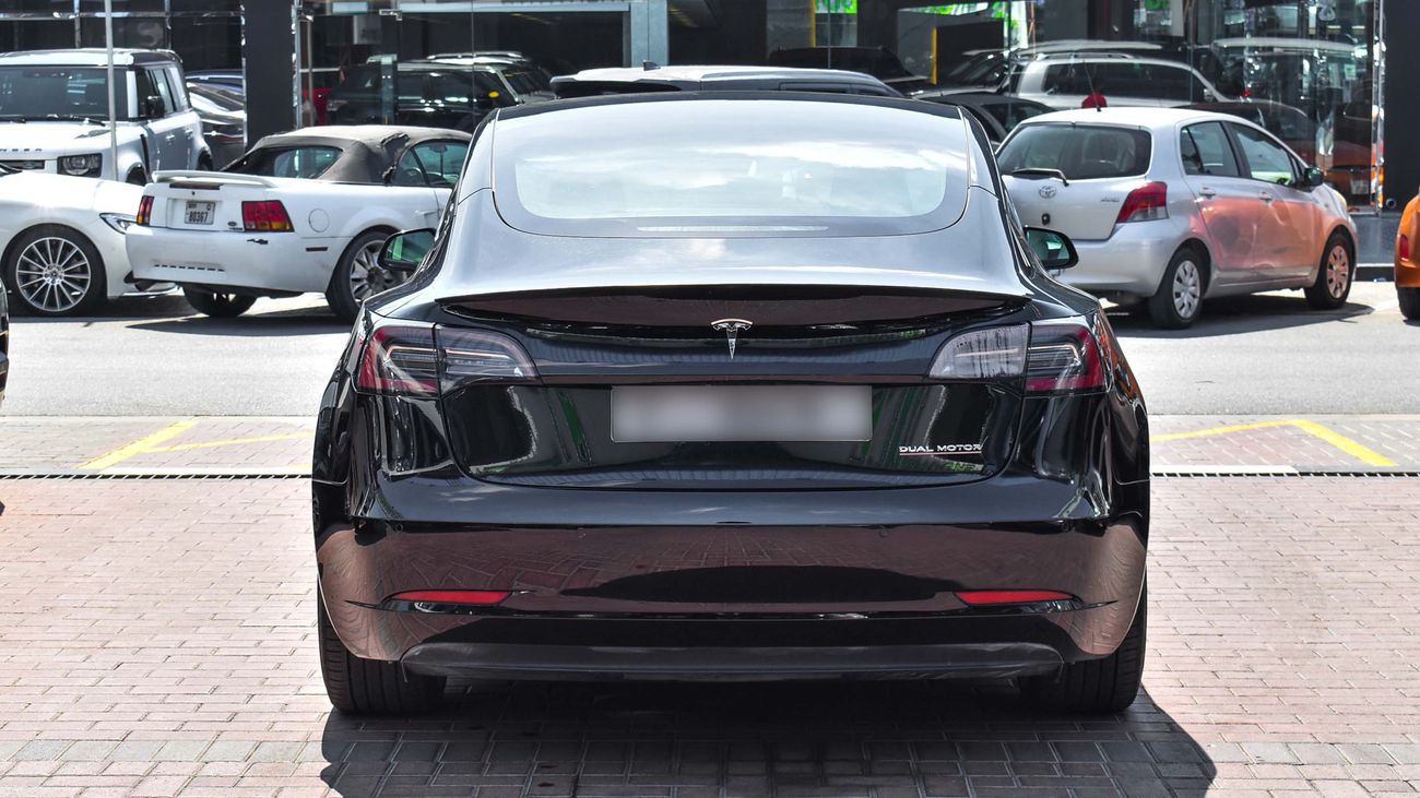 Used Tesla Model 3 DUAL MOTOR 2021 for sale in Dubai - 716594