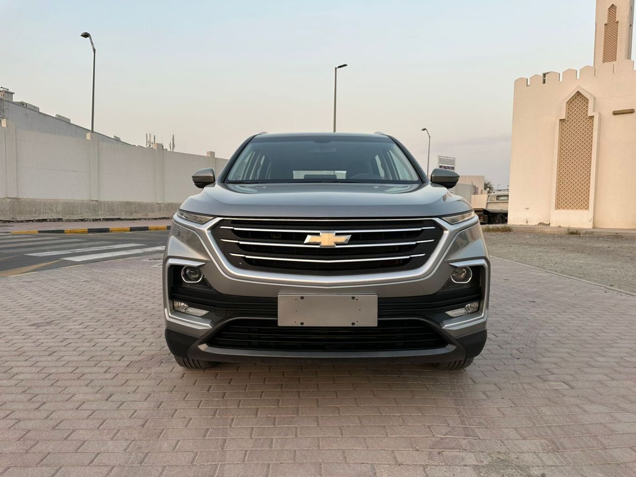 Used Chevrolet Captiva LT 1.5L (150 HP) (7 Seater) 2022 for sale in Sharjah - 911414