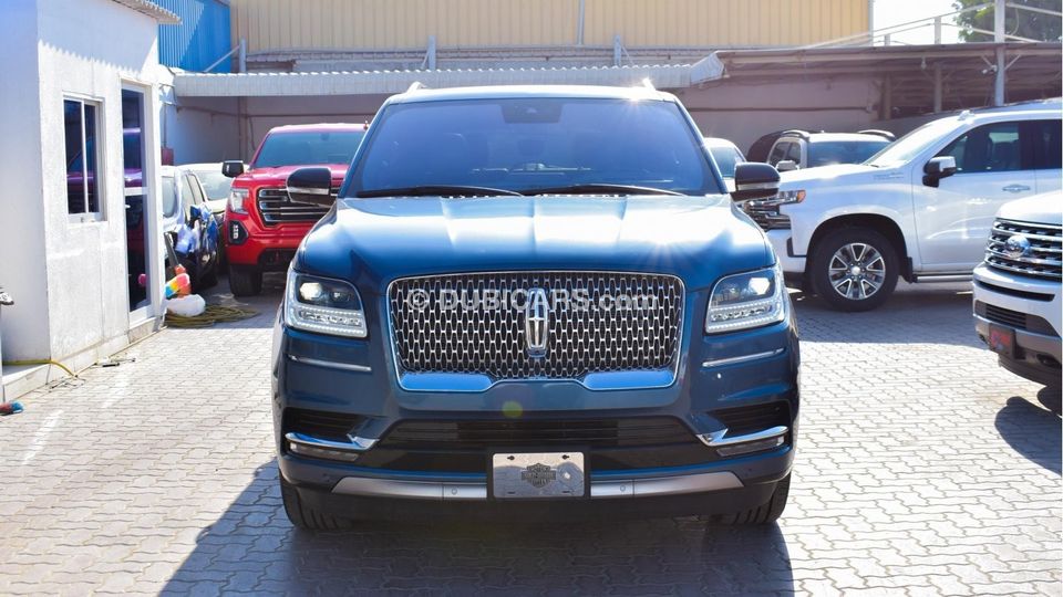 Used Lincoln Navigator 2020 for sale in Sharjah - 560798