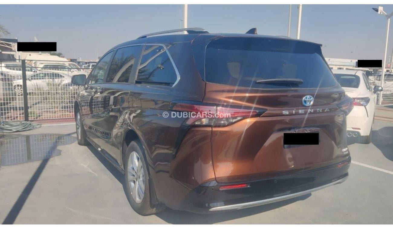 New Toyota Sienna Limited 2.5L Hybrid Brown 2022 for sale in Dubai - 692442