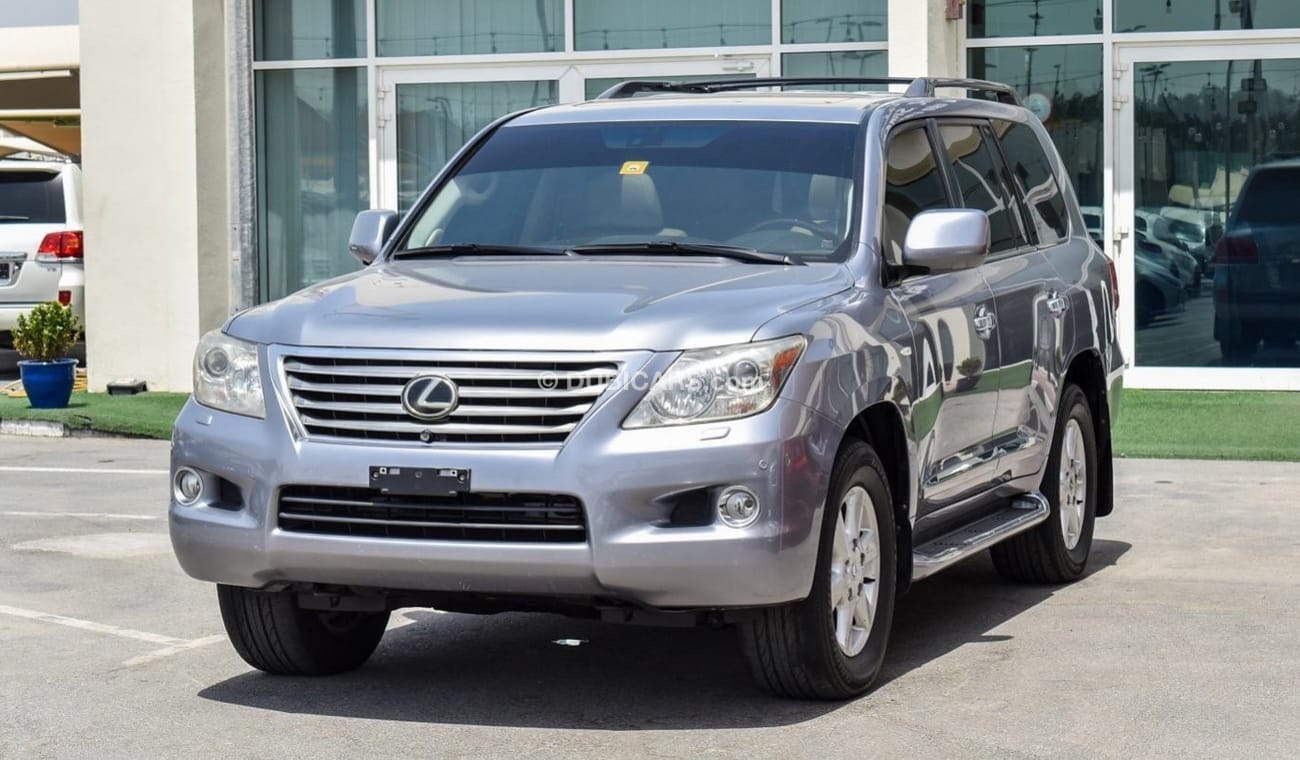 Used Lexus LX570 2010 for sale in Dubai - 769348