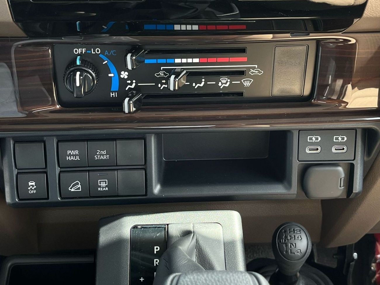 New Toyota Land Cruiser Hard Top LC71 HT A/T 2.8L DSL 2024 for sale in ...