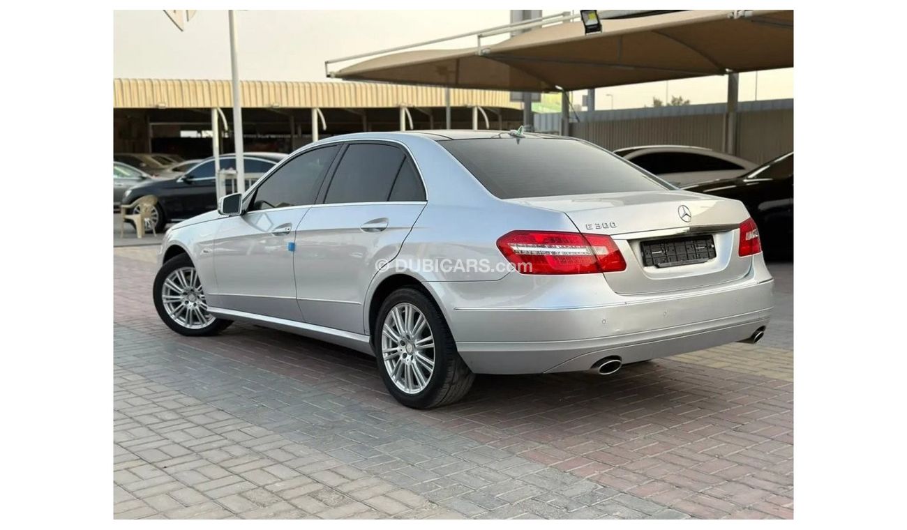 Used Mercedes-Benz E300 2012 for sale in Dubai - 638920