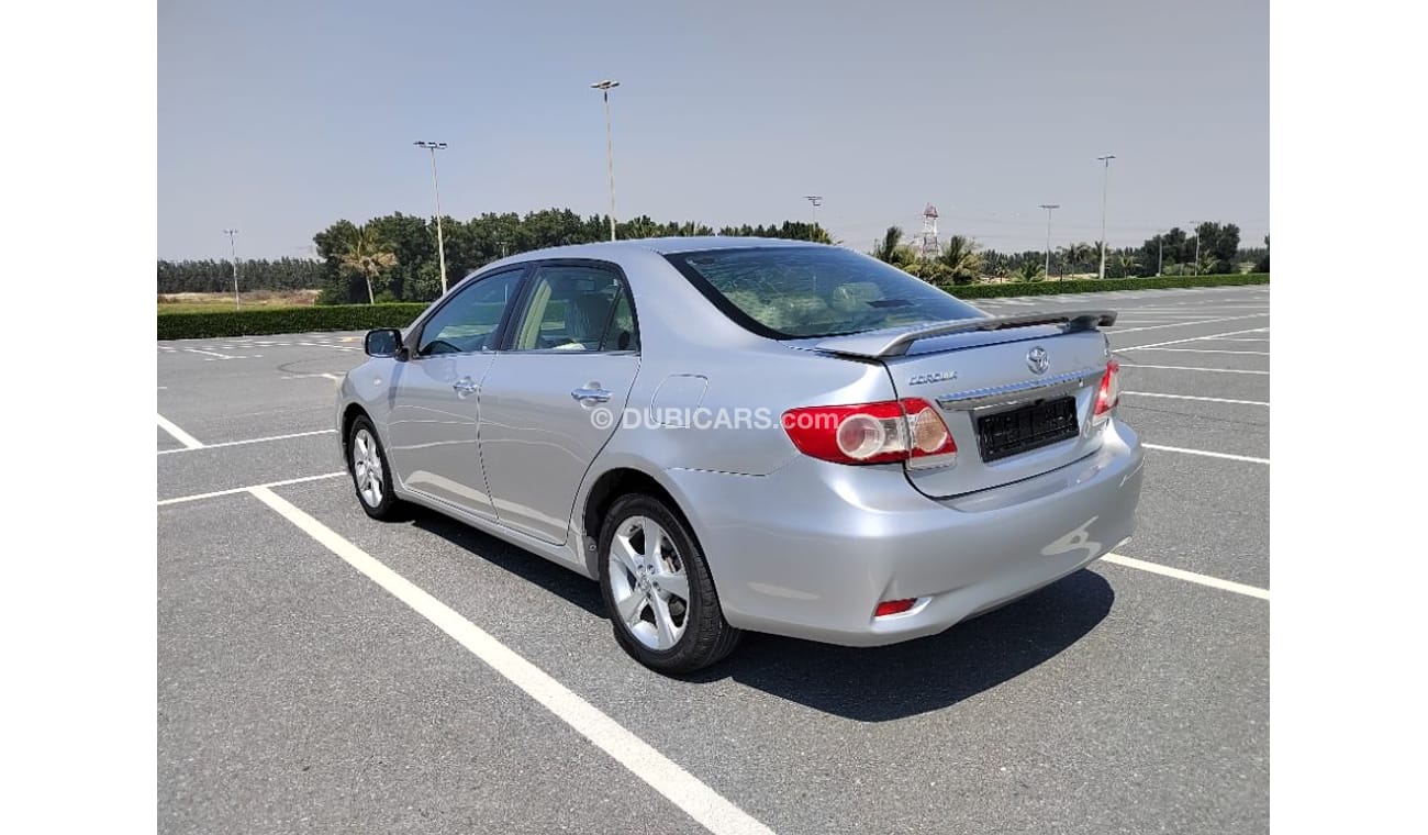 Used Toyota Corolla 2013 2013 for sale in Sharjah - 639444