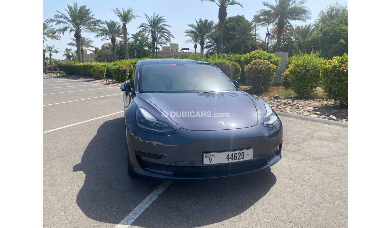 Used Tesla Model 3 Standard 2021 for sale in Dubai - 632223