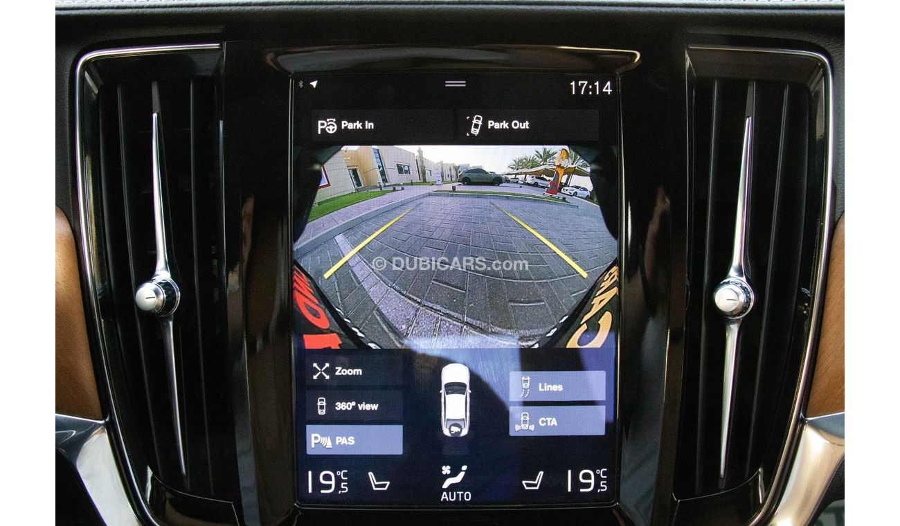 Used Volvo S90 90 2018 for sale in Dubai - 581815