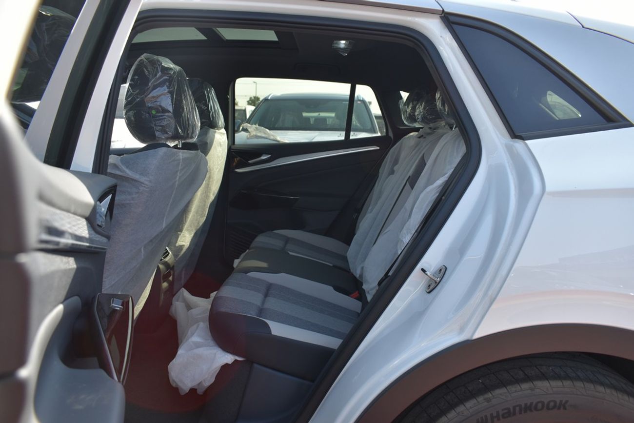 New Volkswagen ID.4 PURE PLUS - MY22 - WHT_GREY - RANGE 600KM (EXPORT ...
