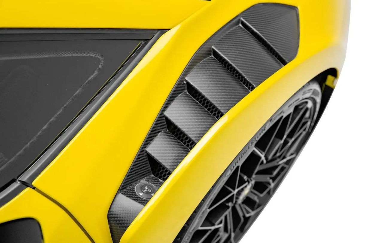 Used Lamborghini Huracan STO - GCC Spec 2022 for sale in Dubai - 860912