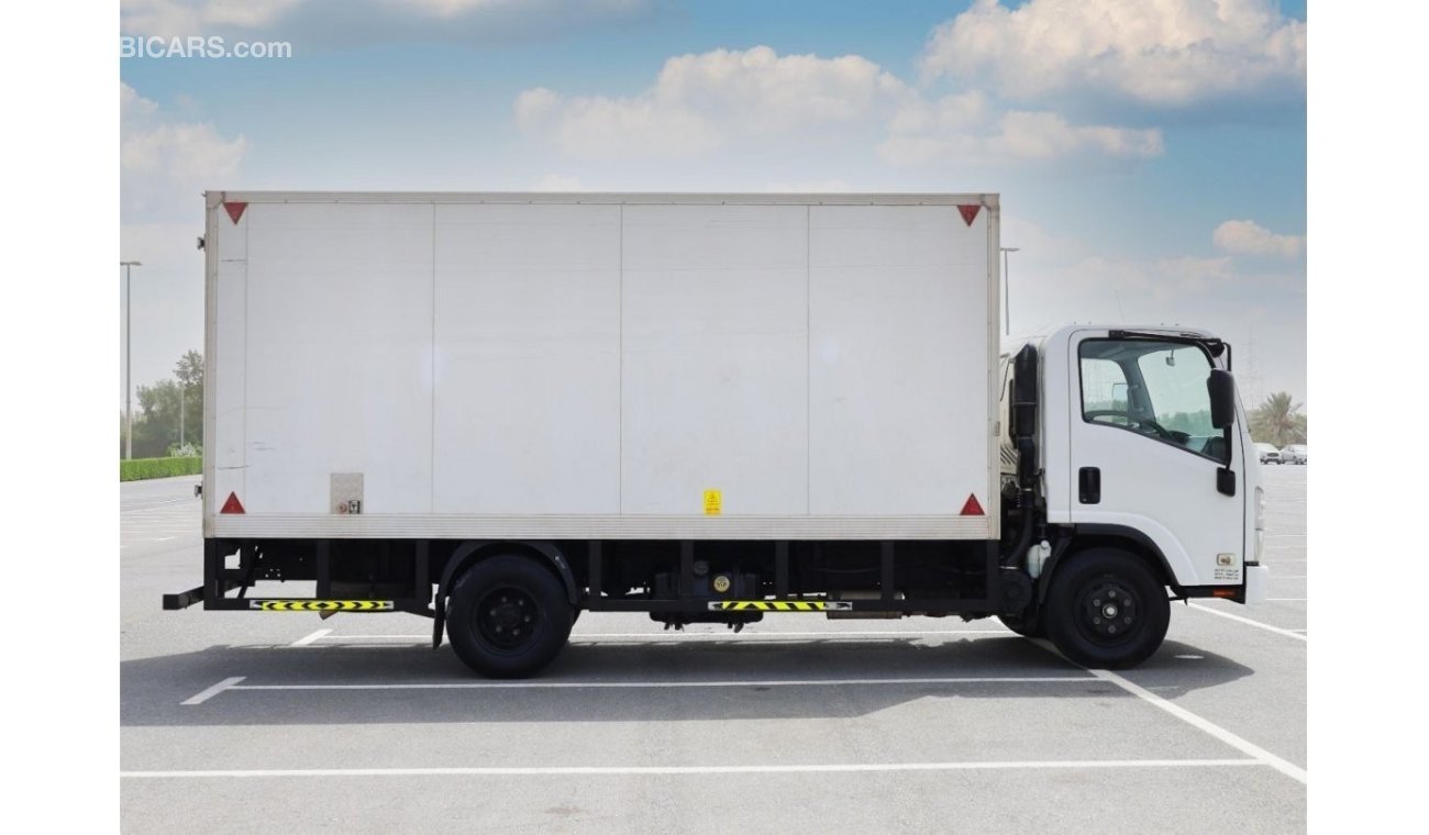 Used Isuzu NPR REWARD NPR 4.2TON | INSULATED BOX | GCC SPECS AND ...