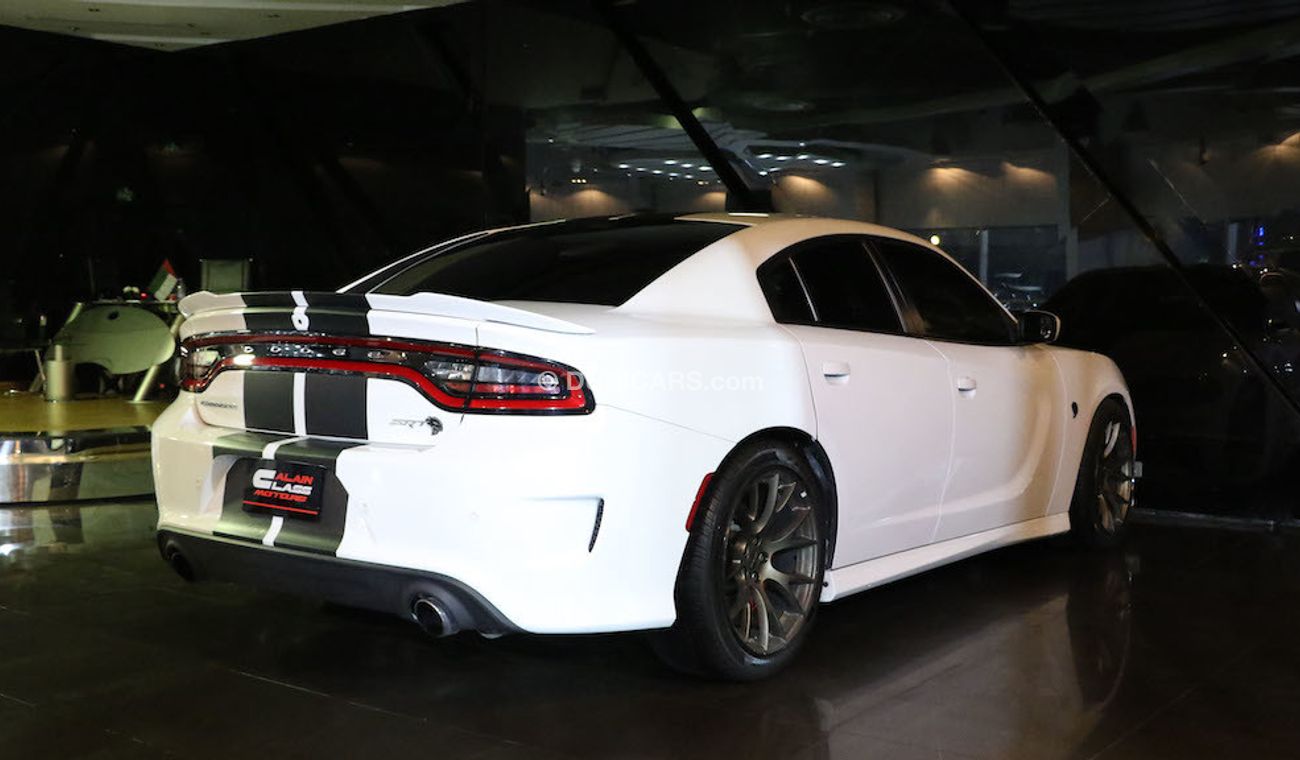 Used Dodge Charger SRT Hellcat - 707HP 2017 for sale in Dubai - 213368