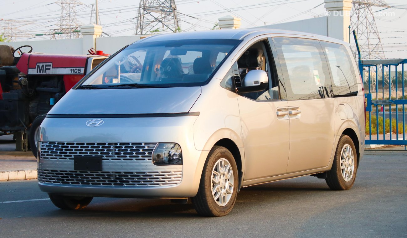 New Hyundai Staria 2022 for sale in Dubai - 547053