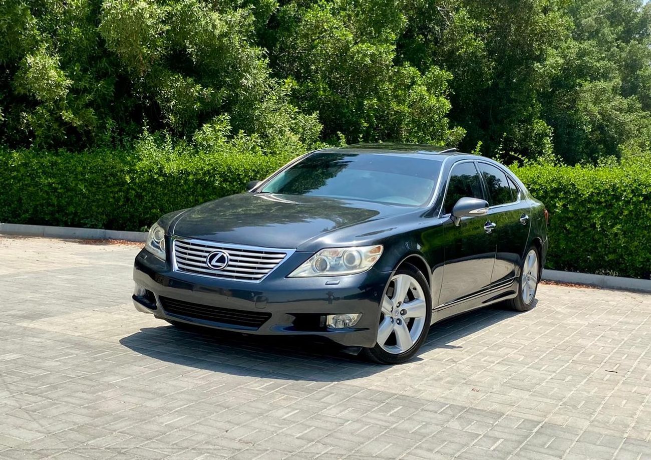 Used Lexus LS460 Good condition car 2011 for sale in Dubai - 738814