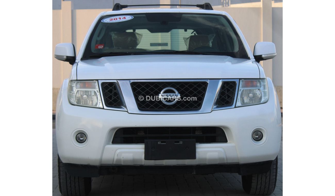 Used SE Mid Nissan Pathfinder 2014 in excellent condition without ...