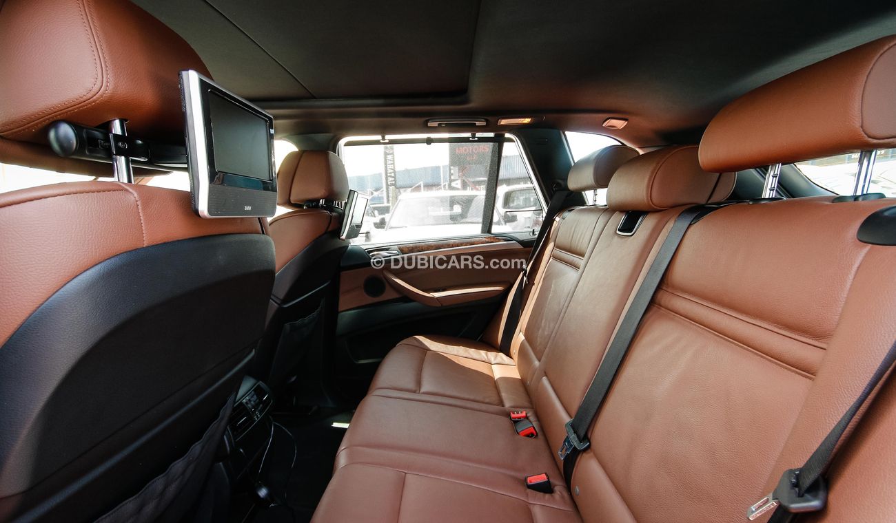 Used BMW X5 2012 for sale in Dubai - 96908