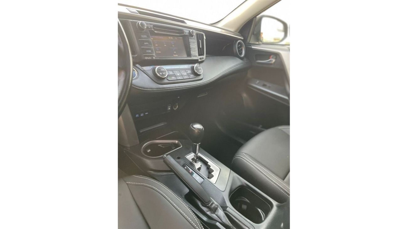 Used 2016 Toyota Rav4 Hybrid Fuel ⛽ XLE 4x4 AWD Full Option - 2.5L V4 ...