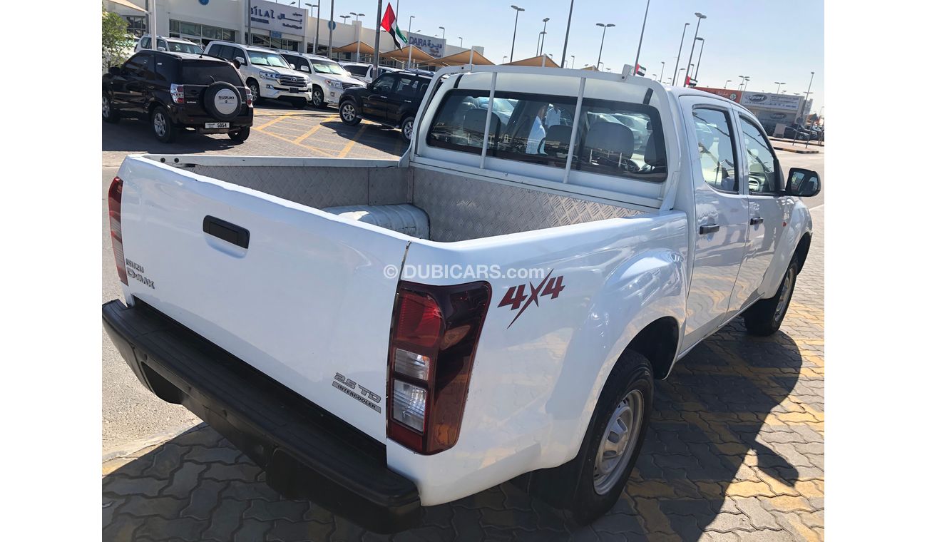 Used Isuzu DMax D/c pick up 4x4, Diesel.model:2013.Excellent condition ...