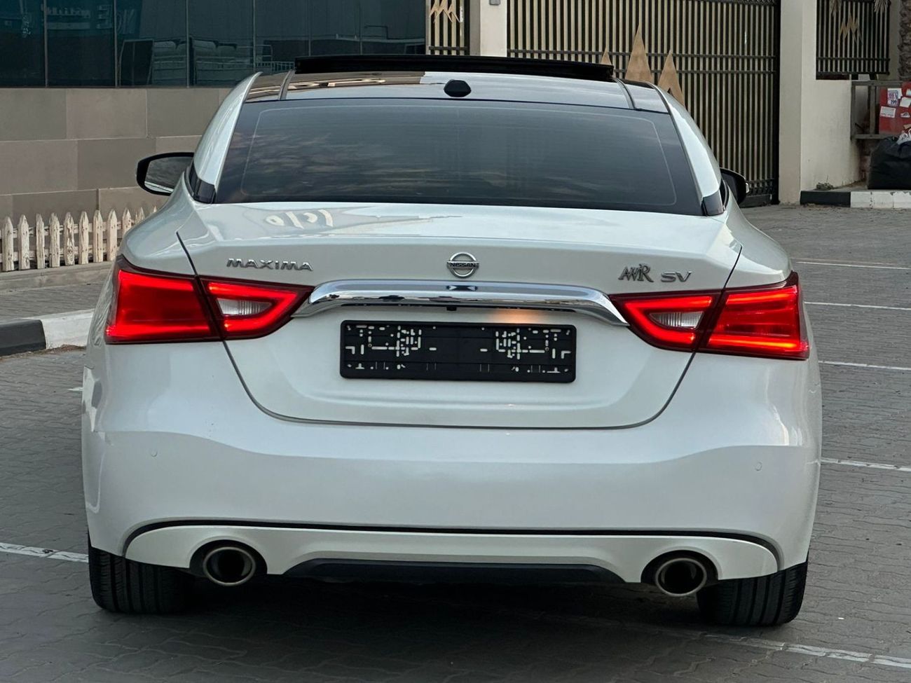 Used Nissan Maxima SV 2018 for sale in Dubai - 701412