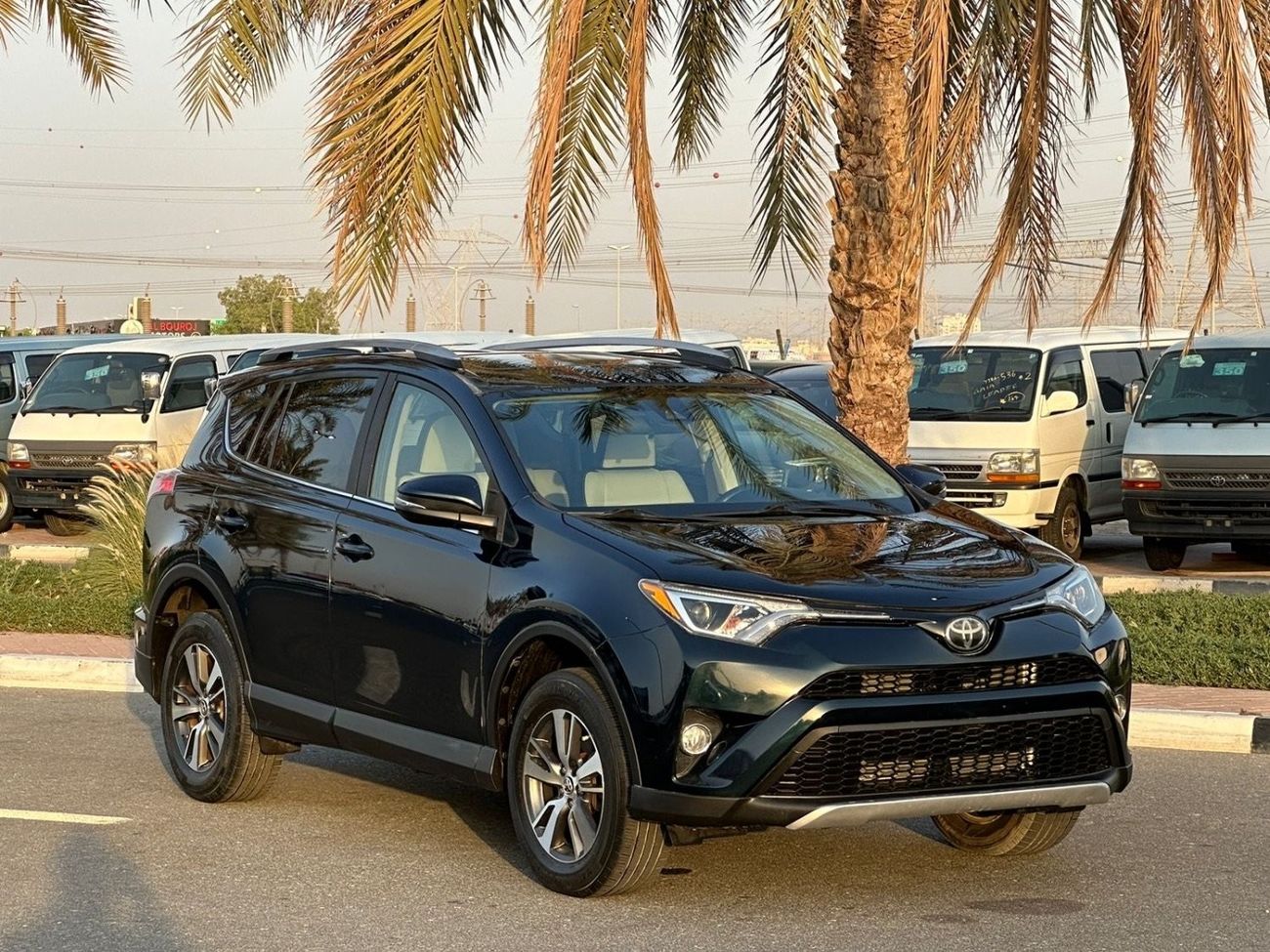 Used Toyota RAV4 VXR 2017 RAV4 xle full option 2017 for sale in Dubai ...