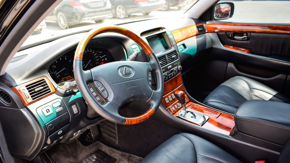 مستعملة لكزس LS 430 2006 للبيع في دبي - 243086