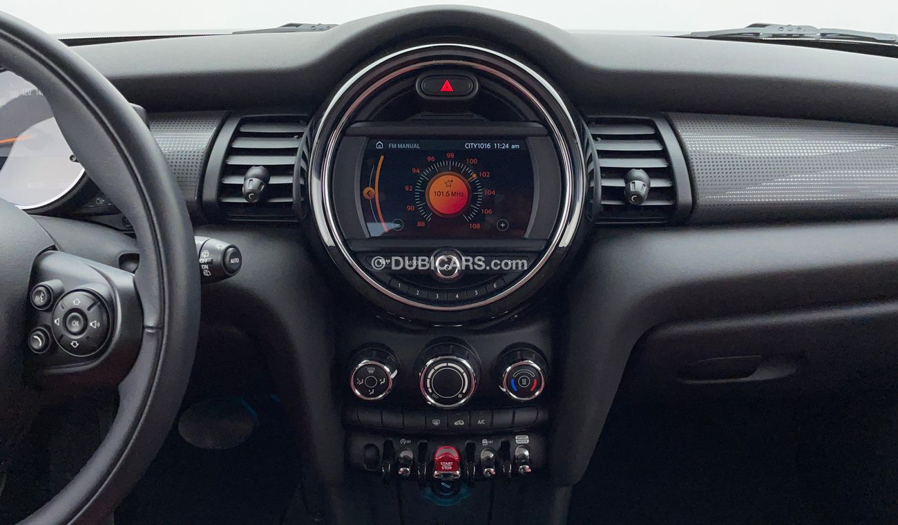Used Mini Cooper BASE 2000 2020 for sale in Dubai - 482531