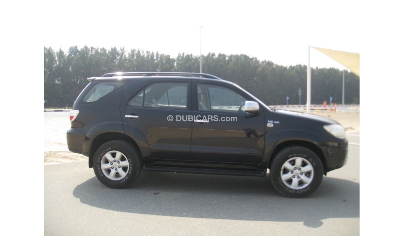 Used Toyota Fortuner V6 2009 2009 for sale in Sharjah - 101620