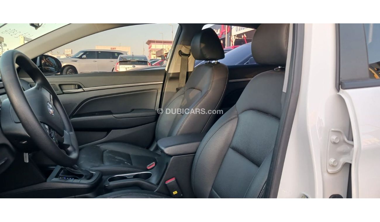 Used Hyundai Avante 2018 Gasoline 2018 for sale in Sharjah - 695423
