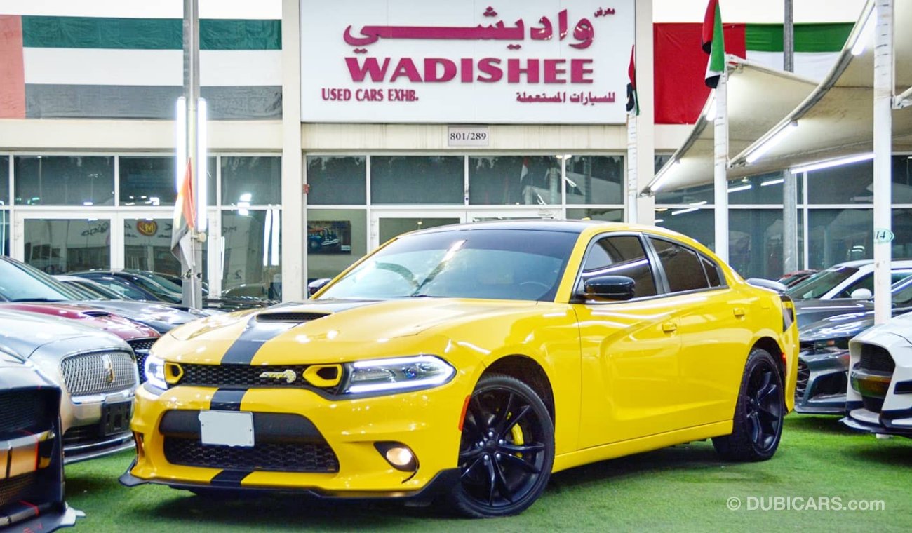 Used Dodge Charger SXT V6 2017/SRT Kit/Leather Seats/Big Screen/Very ...